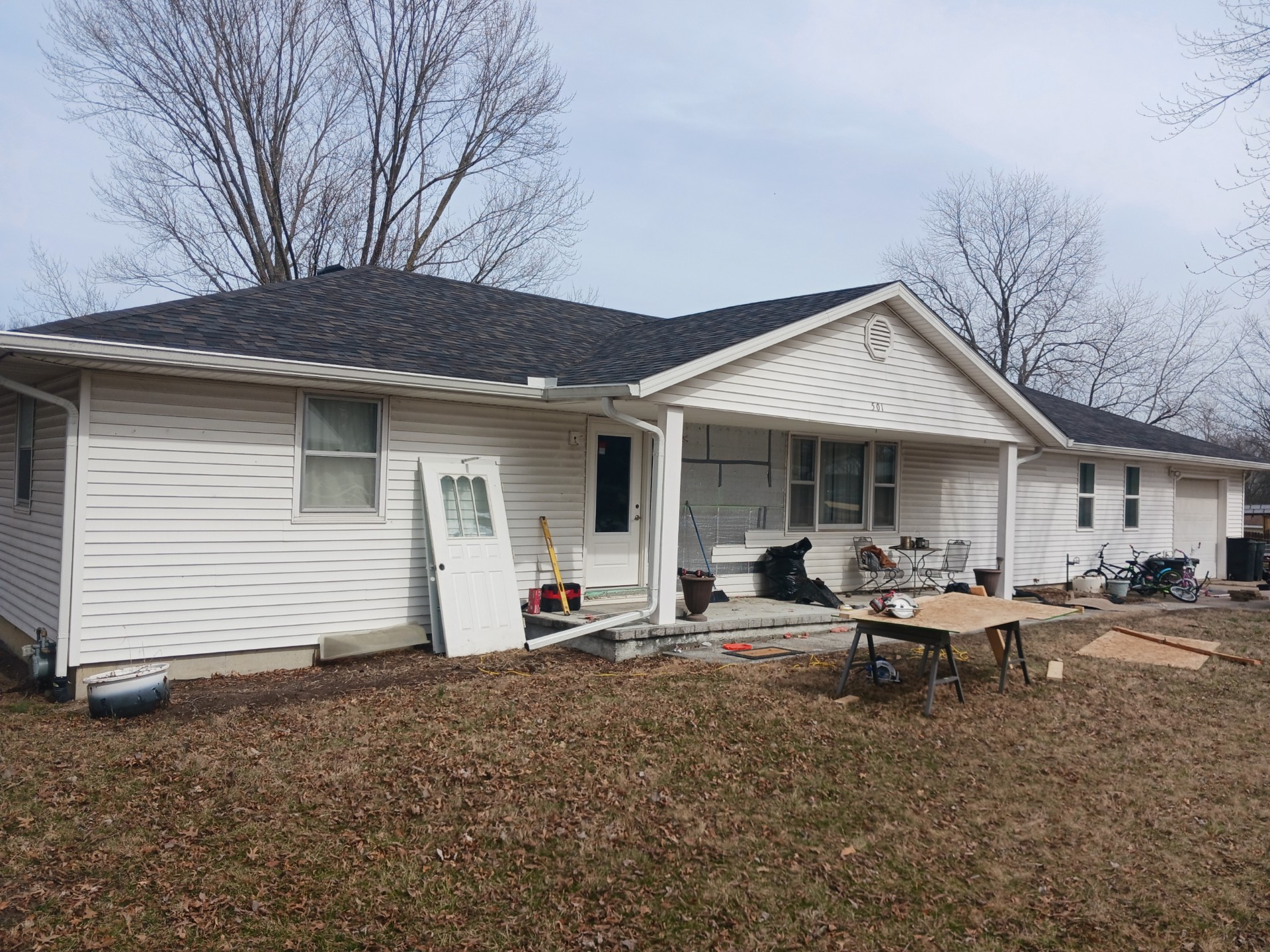 VINYL SIDING – C&B Gutter Solutions & Vinyl Siding
